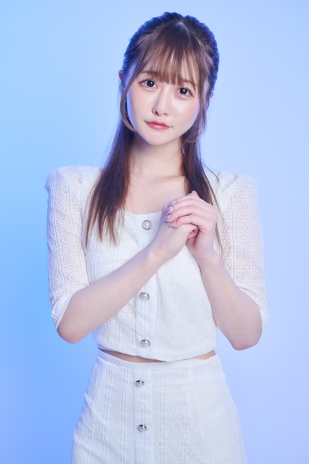 グラビアアイドル・撮影会出演タレント募集 | LEADERS ENTERTAINMENT